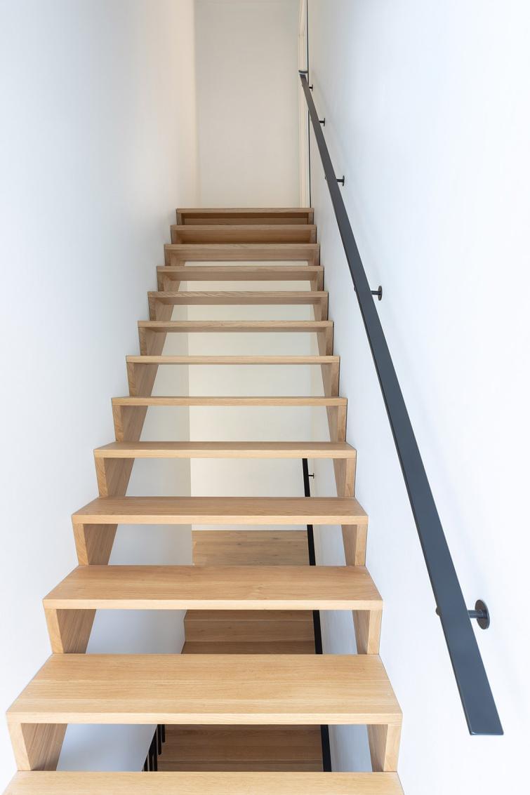 Moderne trappen en klassieke trappen voor elk interieur