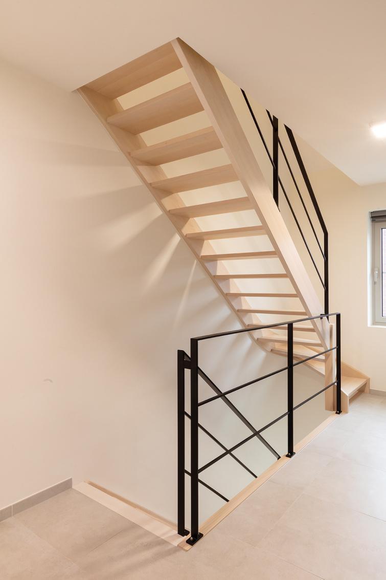 Moderne trappen en klassieke trappen voor elk interieur