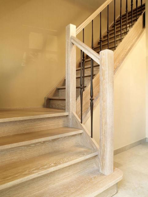 Moderne trappen en klassieke trappen voor elk interieur