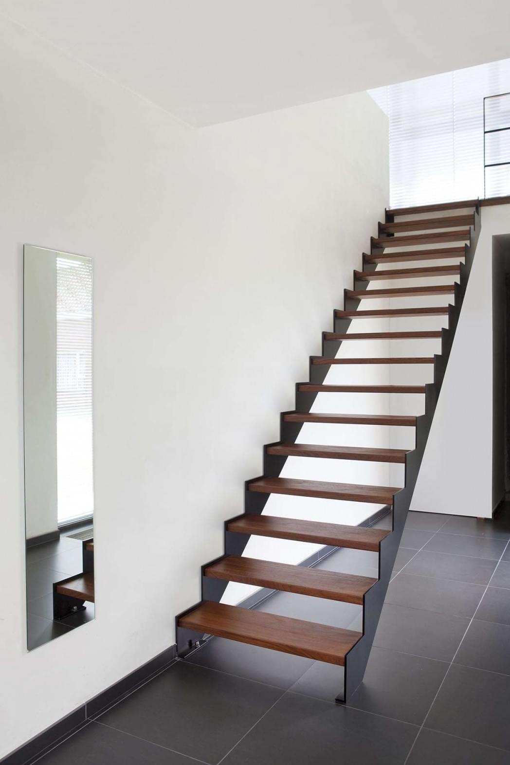 Moderne trappen en klassieke trappen voor elk interieur